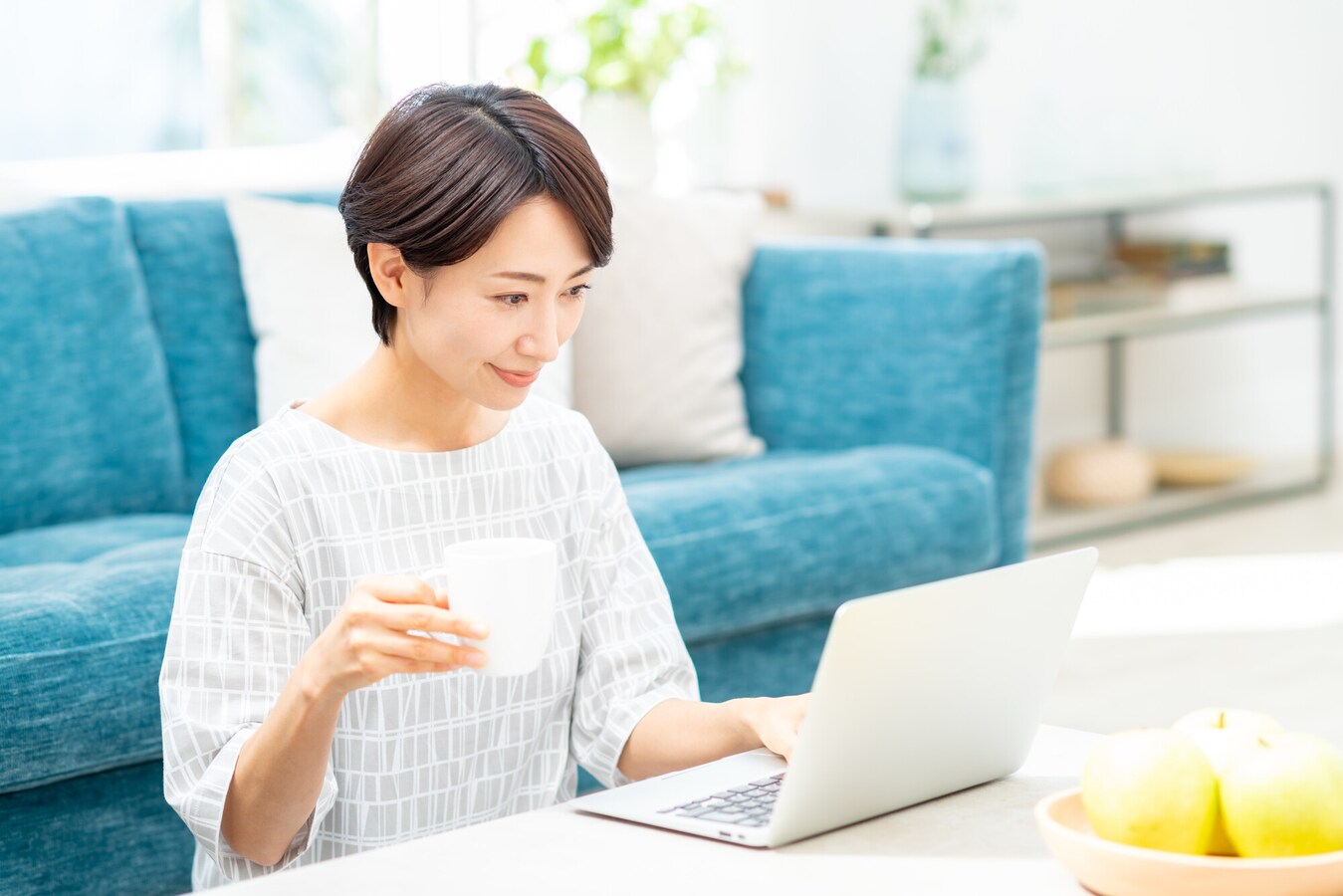 NISAで毎月1万円から積み立てシンプルにお金が増える36歳女性がオルカン1本で約4年投資したらどうなった マネーtipsお金持ちに