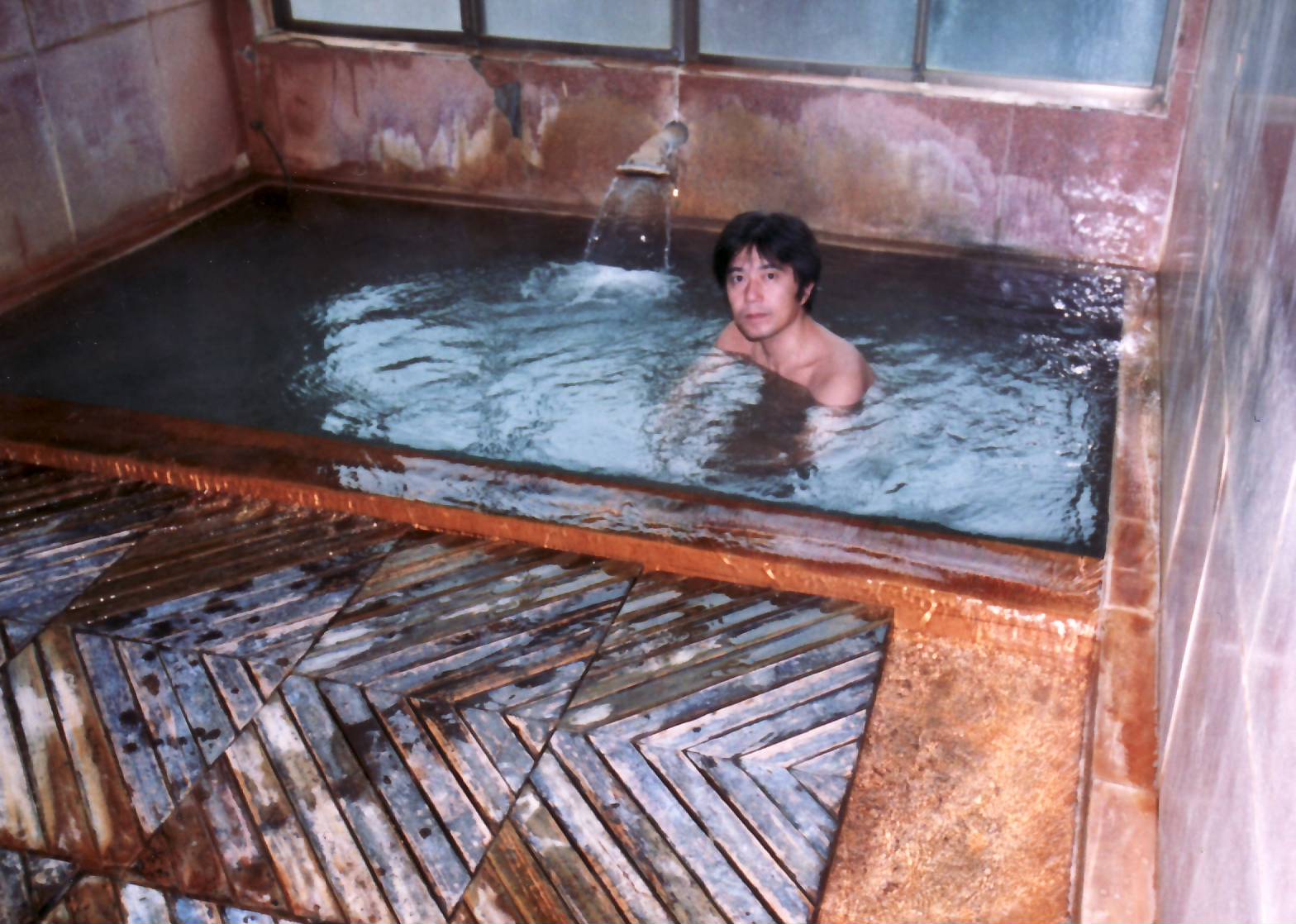 2 2 緑色に濁る名湯百沢温泉と他温泉4ヵ所 温泉 All About
