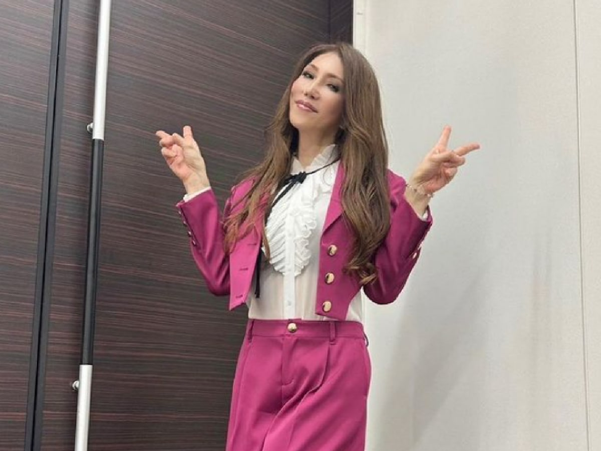 53歳・KABA.ちゃん、金髪ロングの最新ショット公開！ 「めっちゃ美人」「いつにも増して綺麗」と称賛の声 - All About ニュース