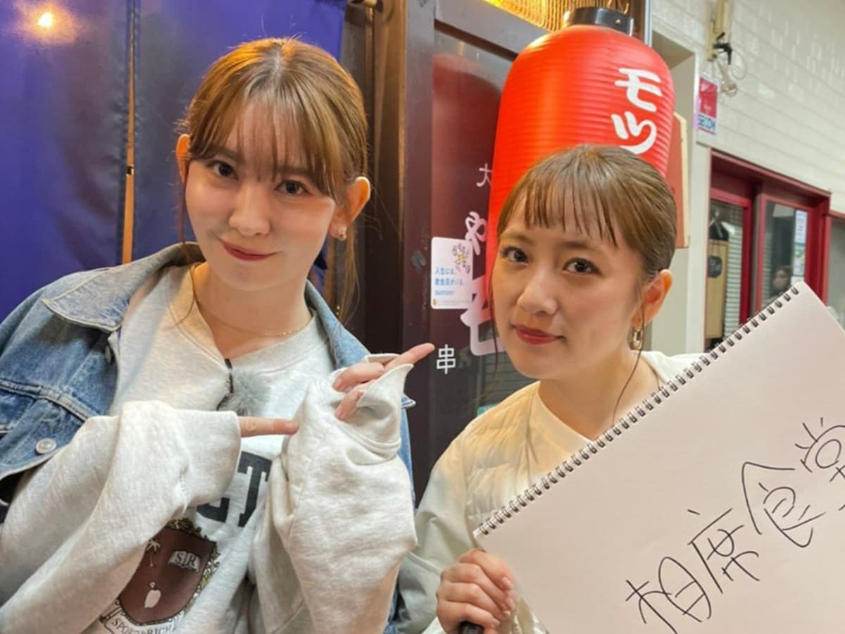 小嶋陽菜、ラフなミニスカコーデで美脚を大胆披露「好きすぎる、、」「いつまでも本当に可愛い」 All About ニュース
