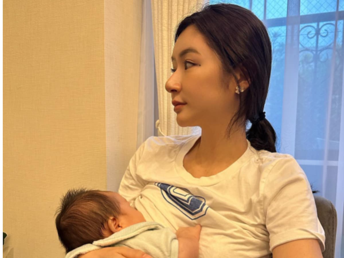 元exile・黒木啓司の妻・宮崎麗果、授乳&寝顔ショット公開で「全てが尊い」「授乳姿すらお美しい」の声 2 2 All About ニュース