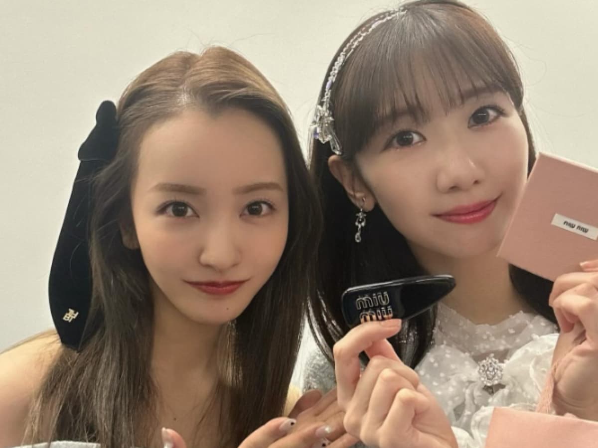 板野友美、AKB48卒業発表の柏木由紀とツーショット！ 「あの時代のAKBを思い出す」「現役アイドルより可愛い」 - All About ニュース