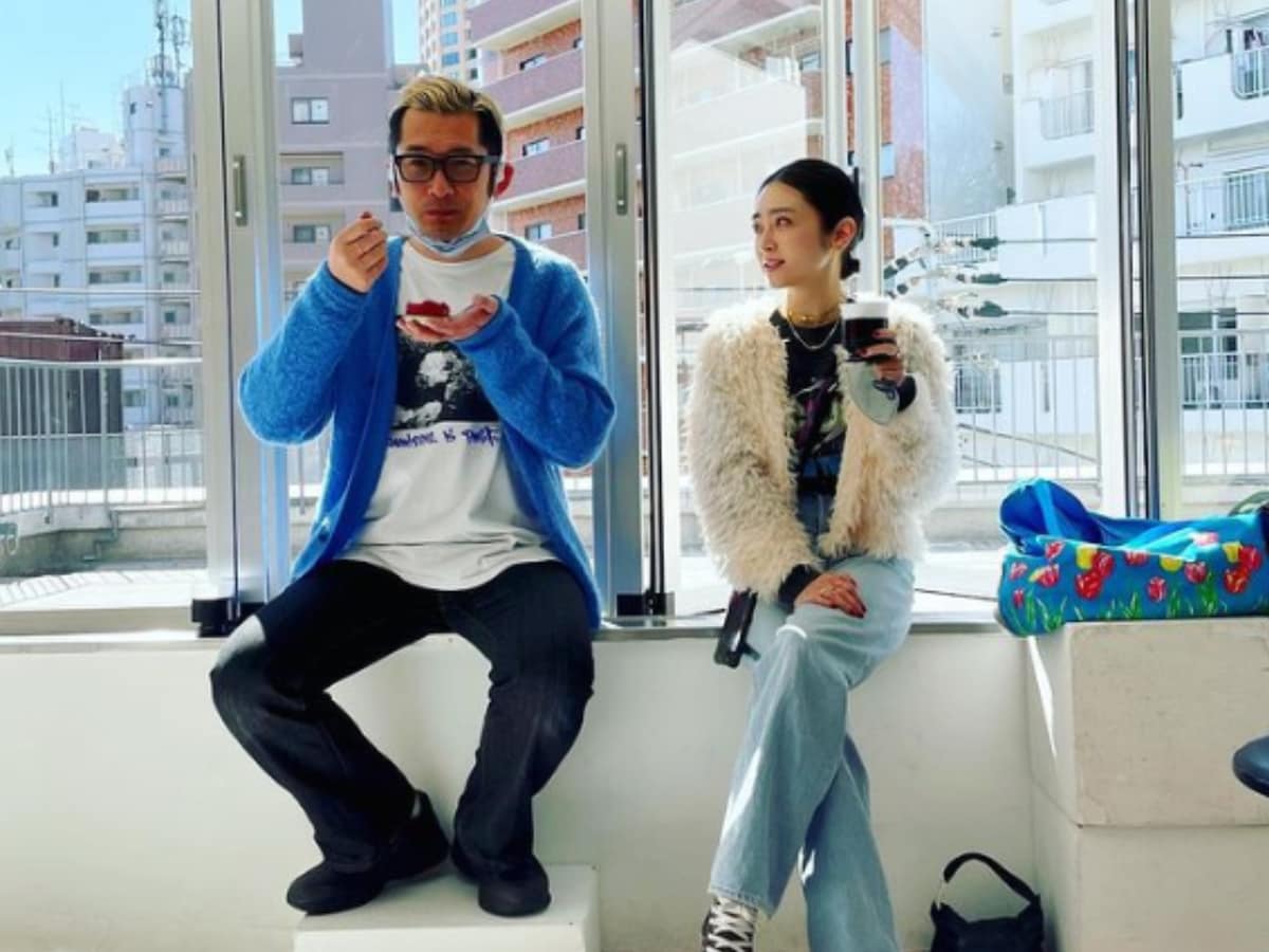 安達祐実、結婚10年カメラマン夫との「離婚」を発表。過去には夫との仲良し顔出しツーショットも All About ニュース