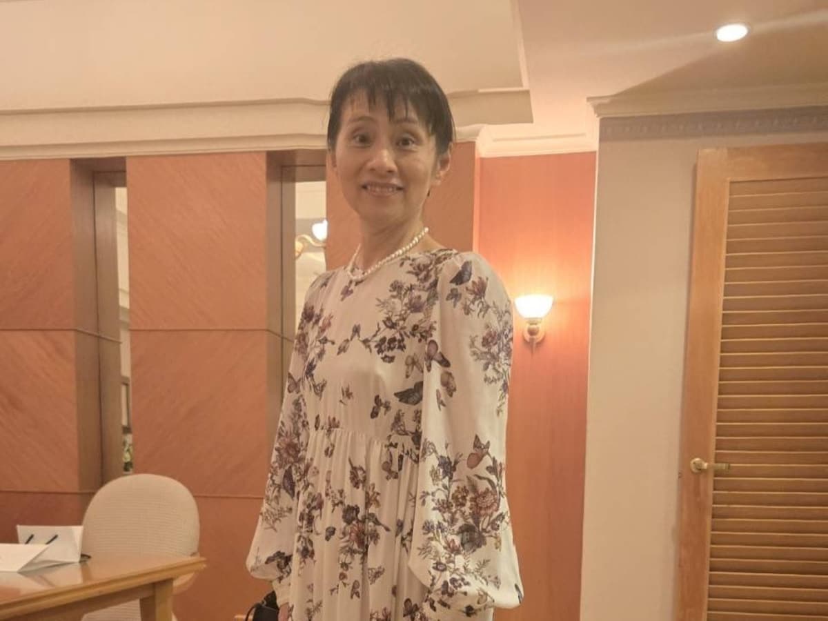 「スナイデル？」石破首相が撮影した佳子夫人の「花柄ワンピース」に注目集まる。「ドレス可愛い」(2/2) - All About ニュース