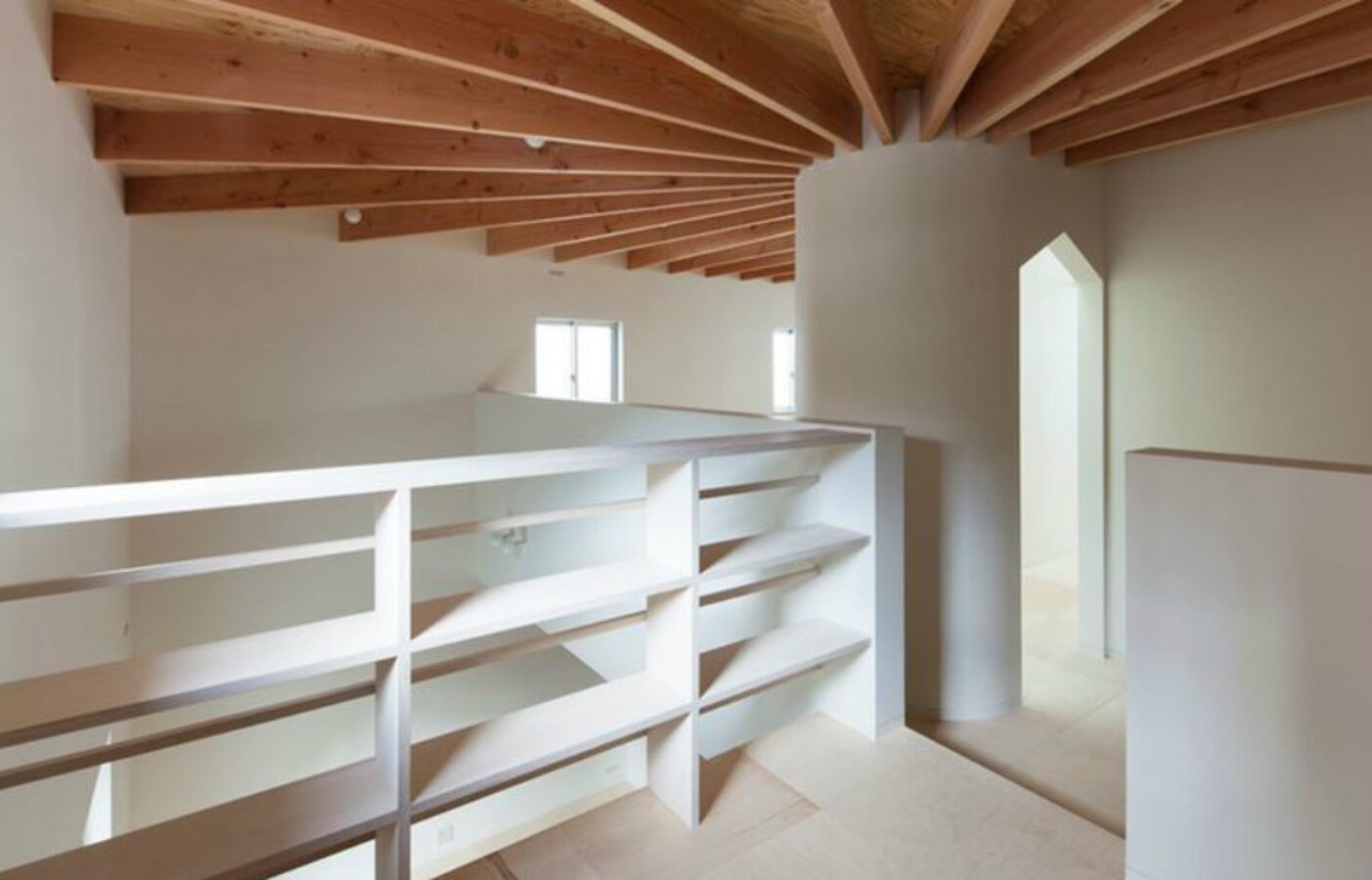 A Kansai Home Designed Around Circular Margins | All About Japan