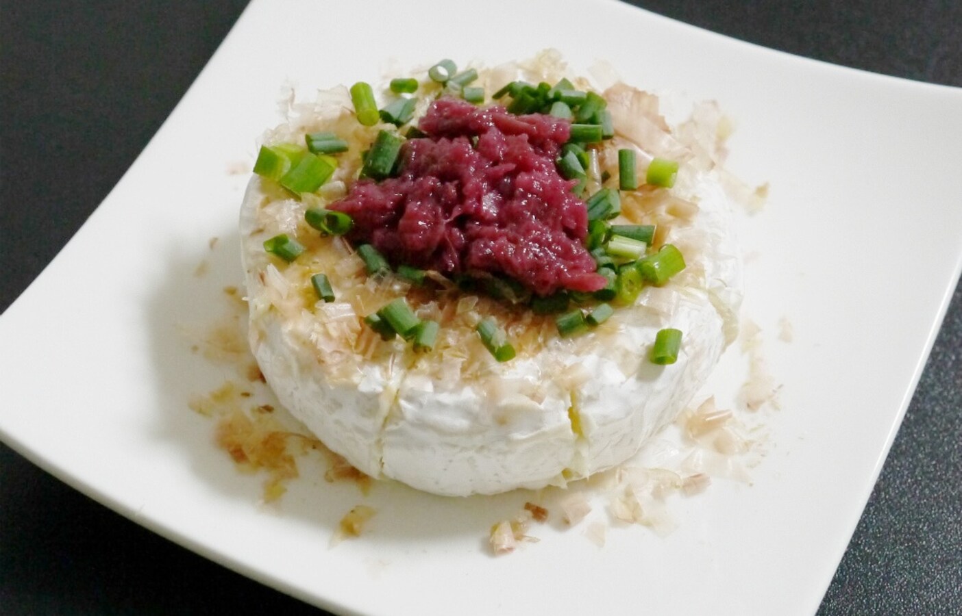 9 Unique Japanese Foods that Go Well with Sake | All About Japan