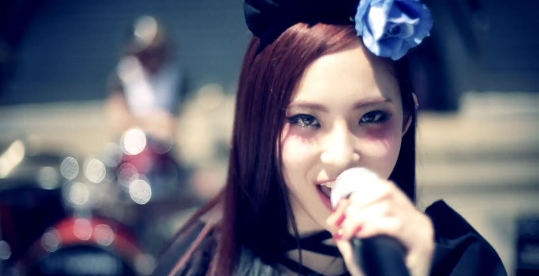 4 Ways to J-Rock the Temple (Or Shrine) | All About Japan