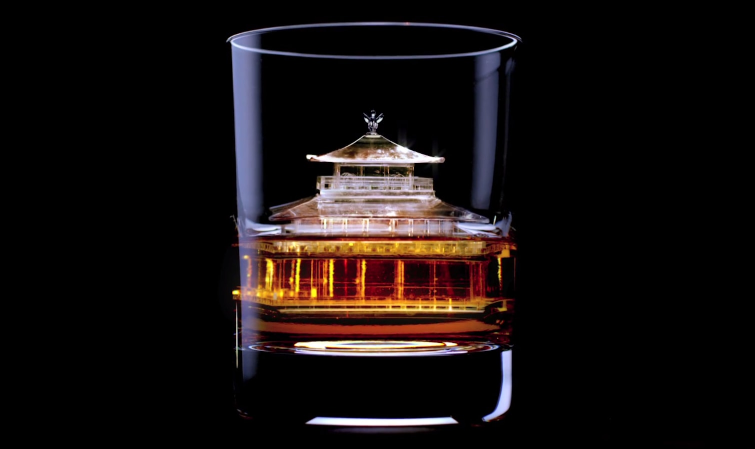 Gorgeous 3-D Sculpted Ice Cubes | All About Japan