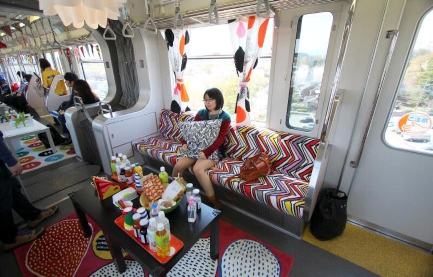 4 Fun & Weird Ways to Use the Train | All About Japan