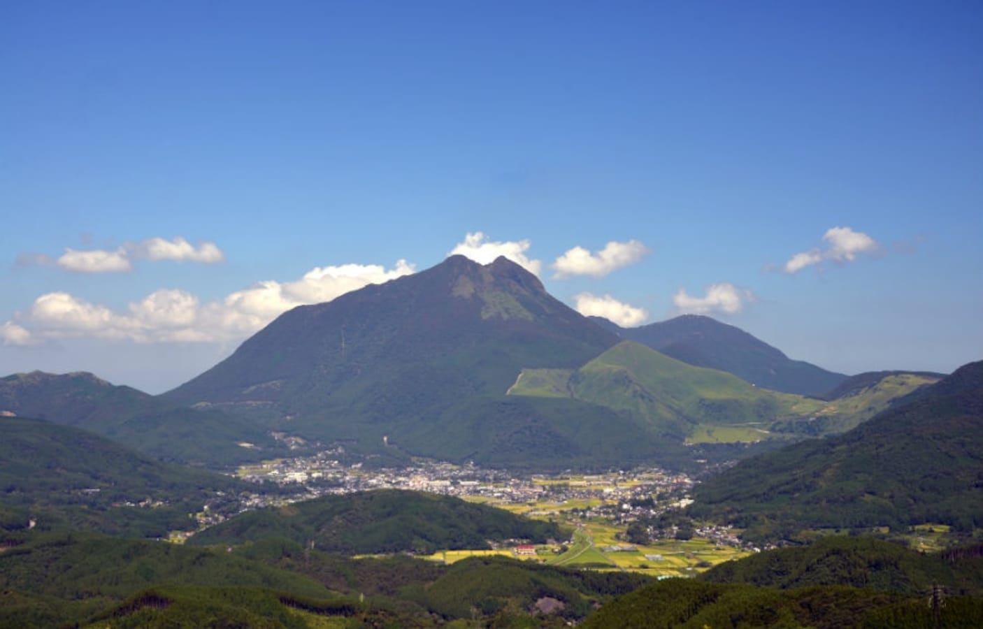 Yufuin: The Quintessence of Hospitality | All About Japan