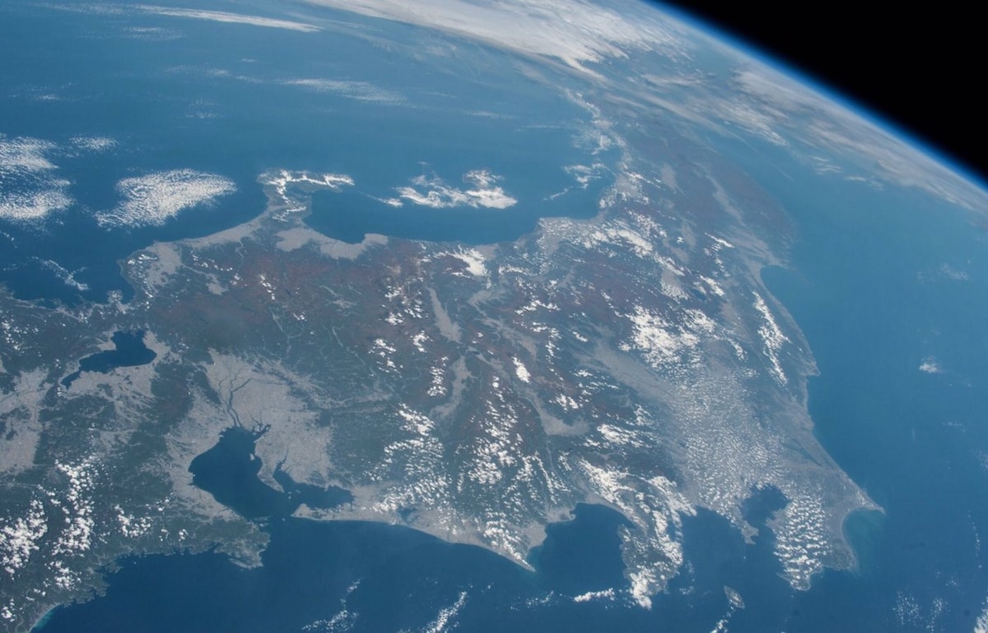 Gorgeous View of Autumn Foliage from Space | All About Japan