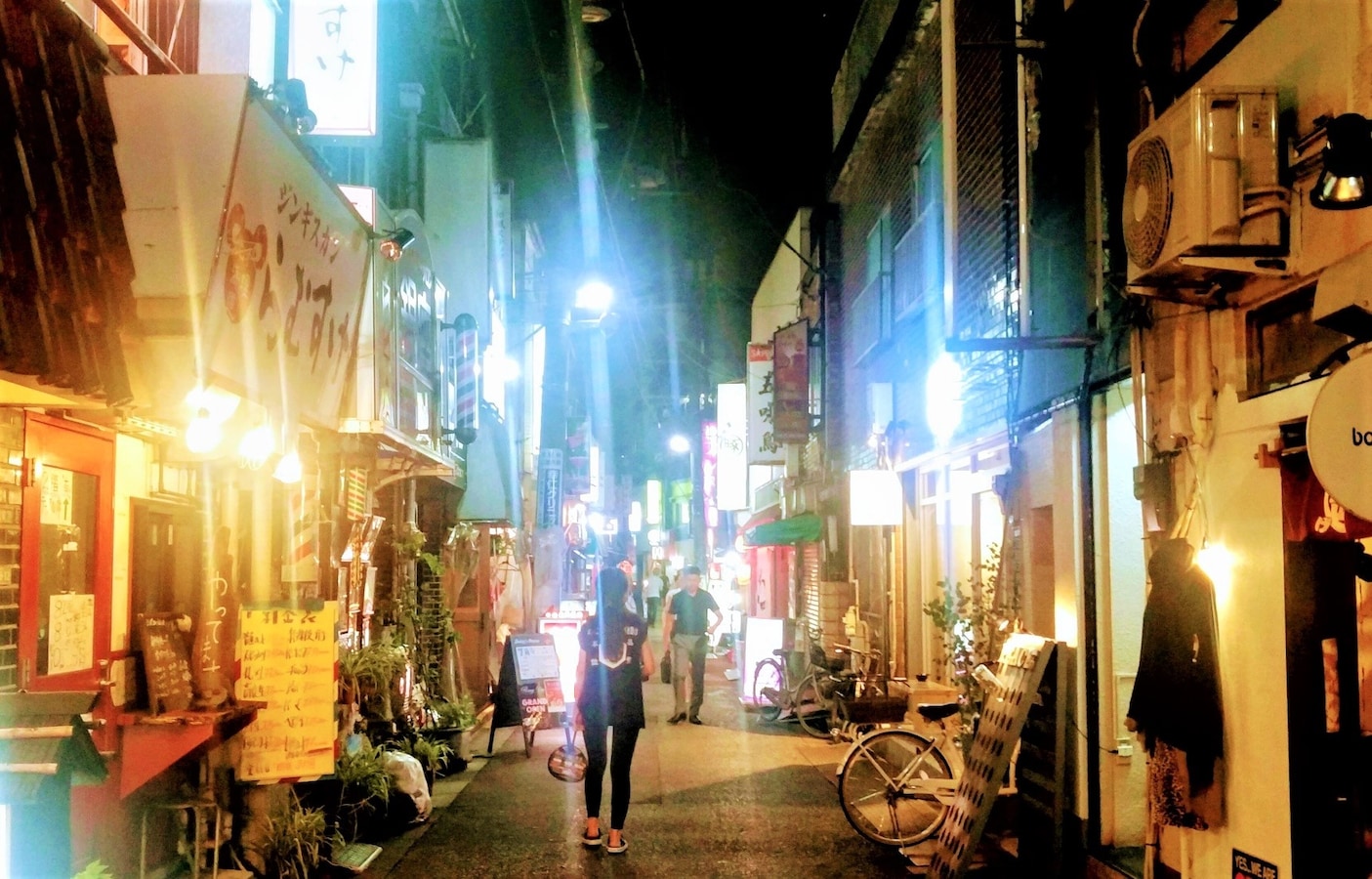 5 Totally Awesome Tokyo Alleyways | All About Japan