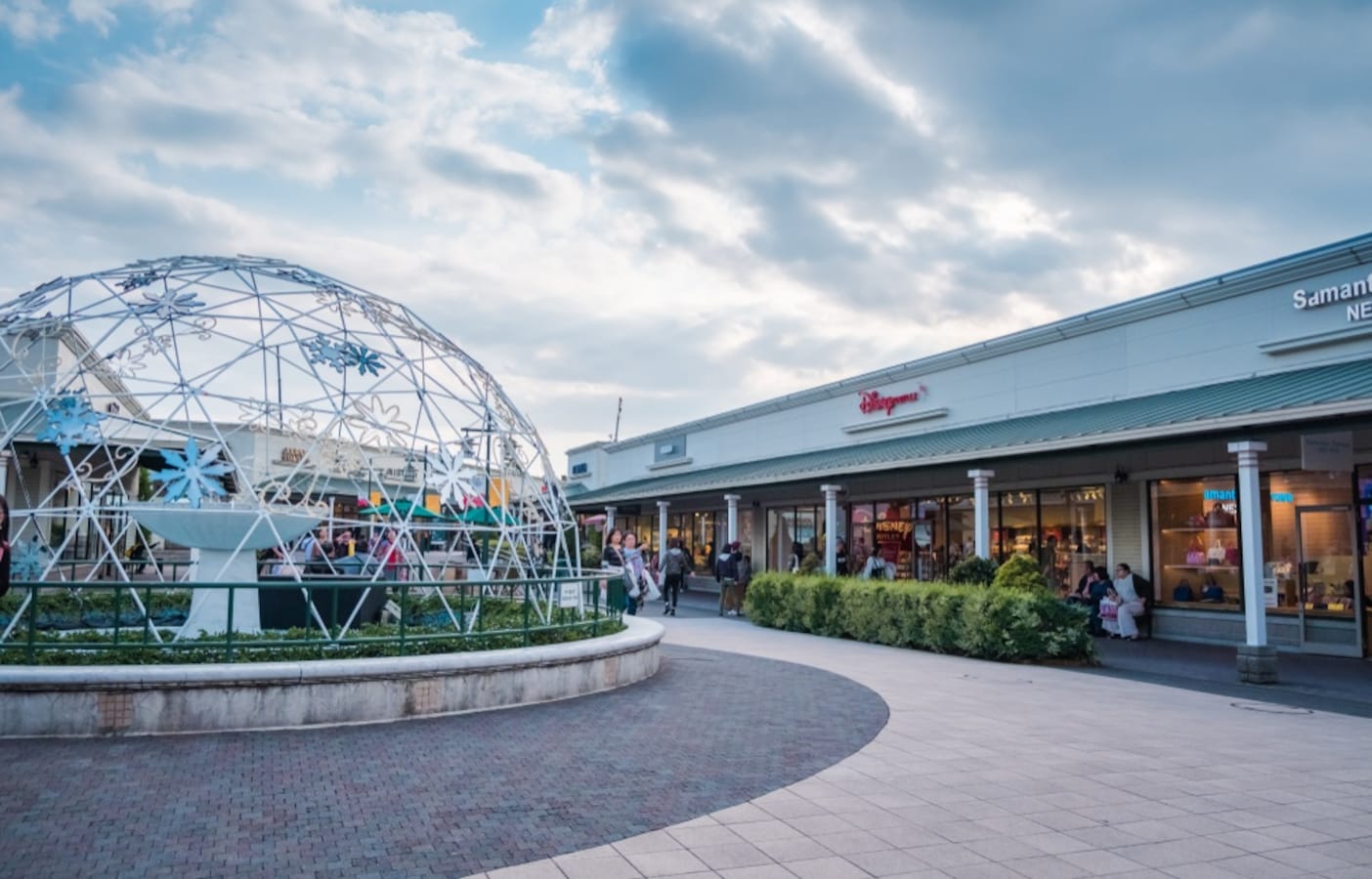 日本Outlet掃貨一次掌握！10大購物中心讓你買到剁手指 | All About Japan