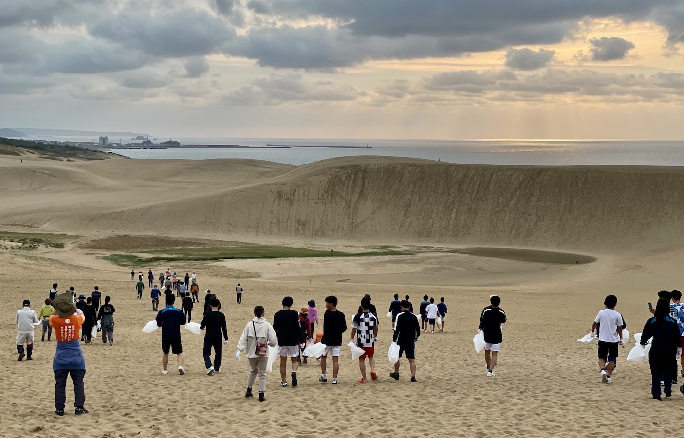 Giving Back: An Eco-tourism Experience at Tottori Sand Dunes | All ...