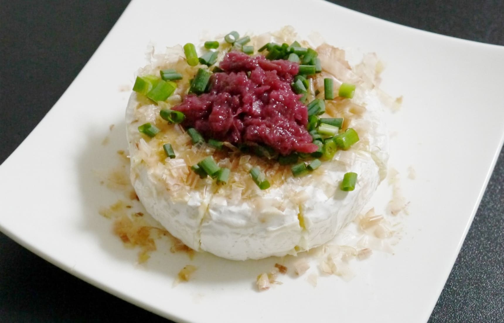 9 Unique Japanese Foods that Go Well with Sake | All About Japan