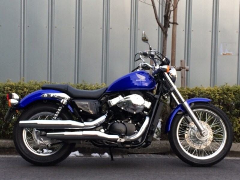 2/2 ネイキッドとアメリカンの中間スタイルVT750S [HONDA（ホンダ バイク）] All About