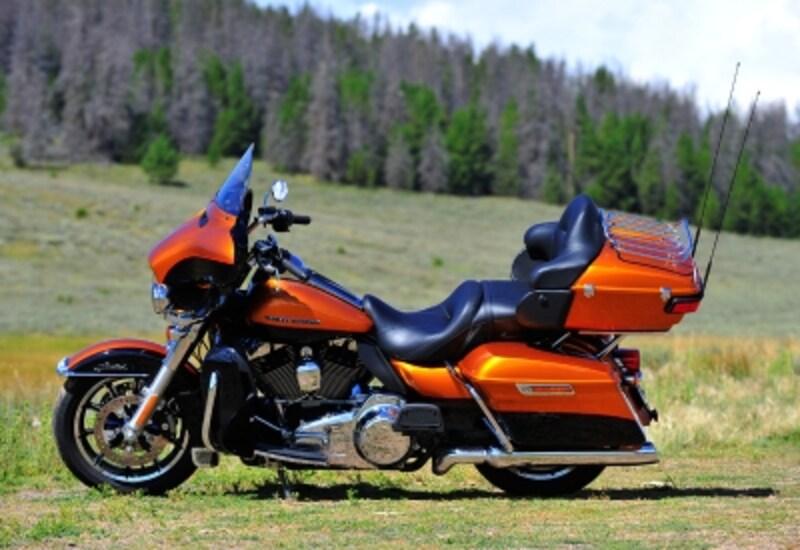 ハーレーの旗艦モデル FLHTK TC ウルトラリミテッド [ハーレーダビッドソン] All About